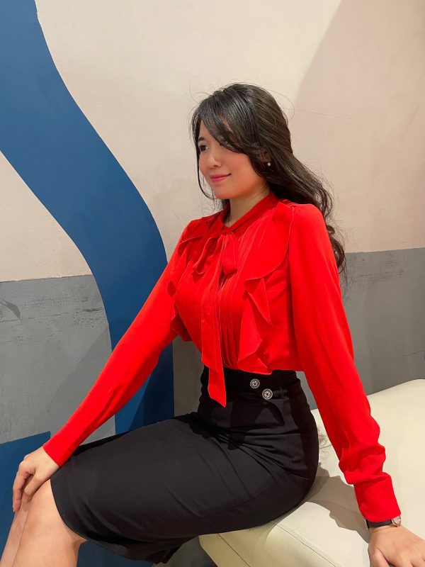 Chân váy bút chì đính nút - LILYN SKIRT | Chân váy ôm mới nhất 2024 ...